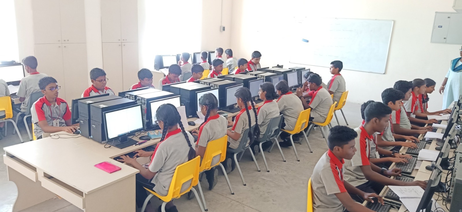 Meena Sankar Vidyalaya